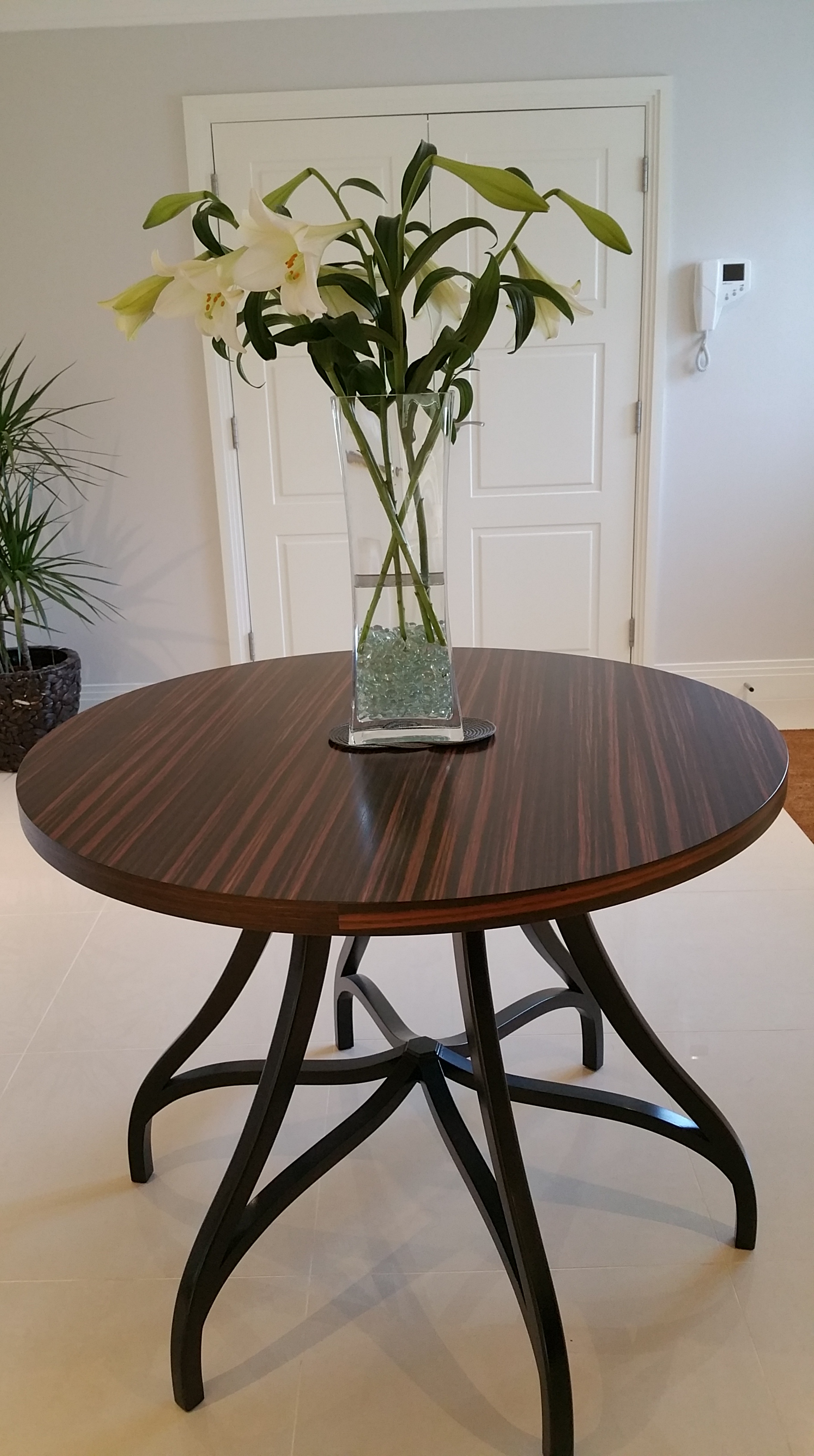 Round Hall Tables